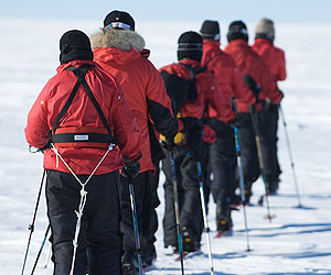 Commonwealth Expedition Team Brace Ice Fields of Antarctic - The Global ...