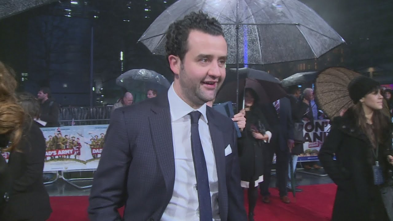 Danny Mays "can't find his parents" on red carpet - The Global Herald