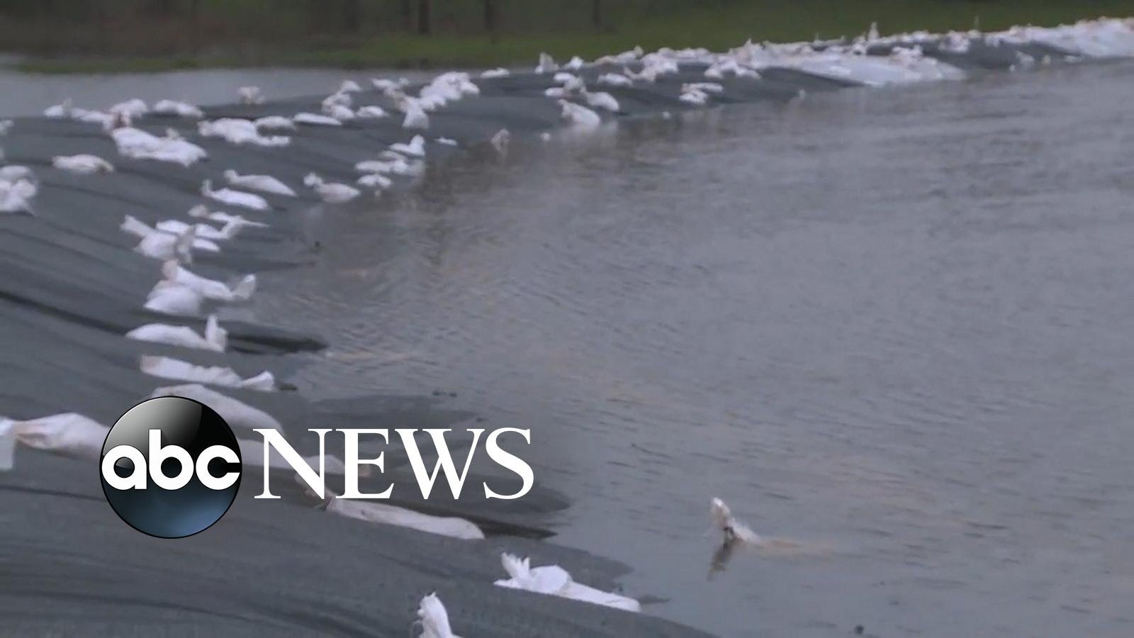 Historic Southern Flooding | Levees at Risk of Breaking - The Global Herald