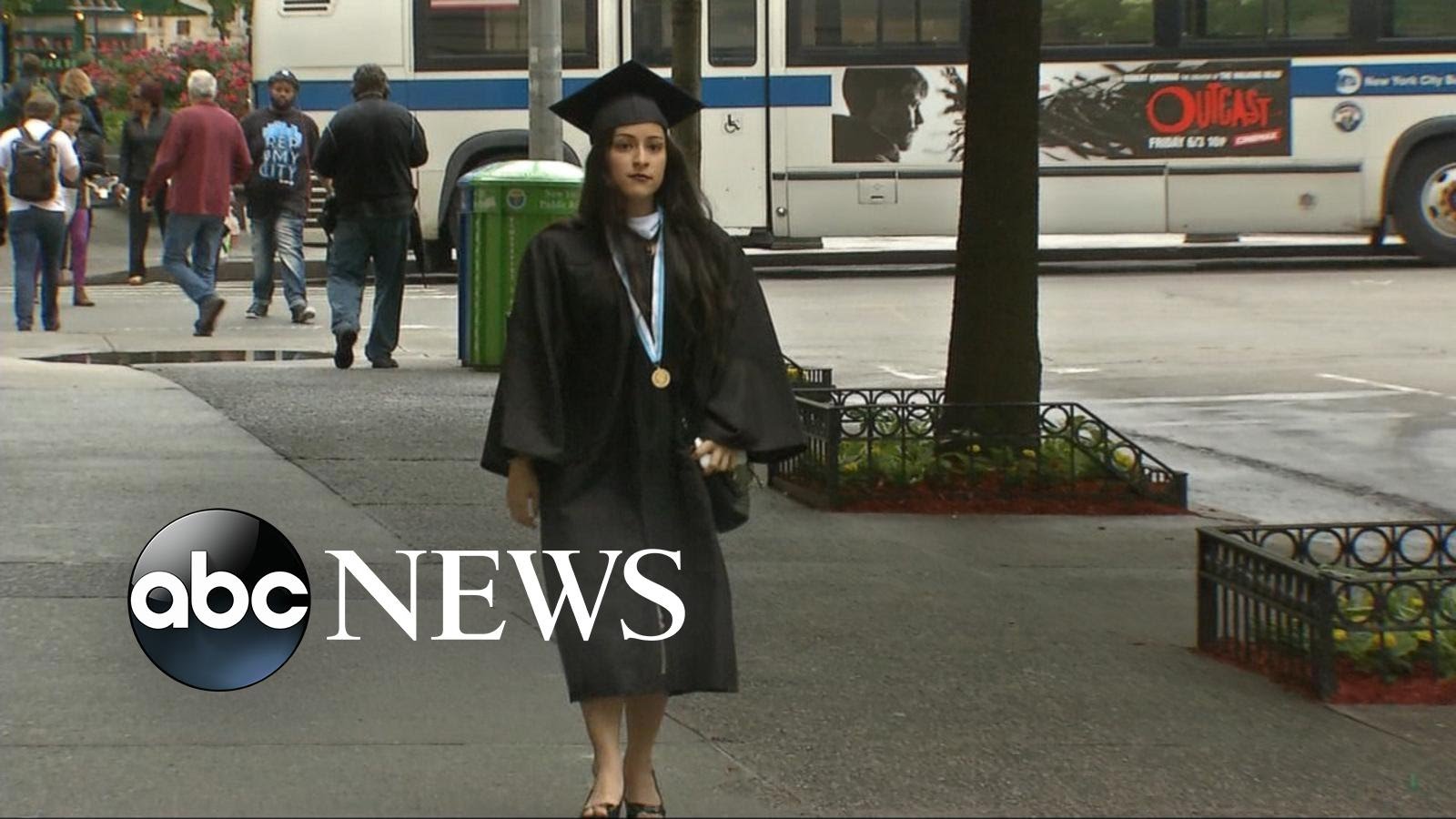 Once Homeless Student Who Cared for Disabled Brothers Graduates College ...