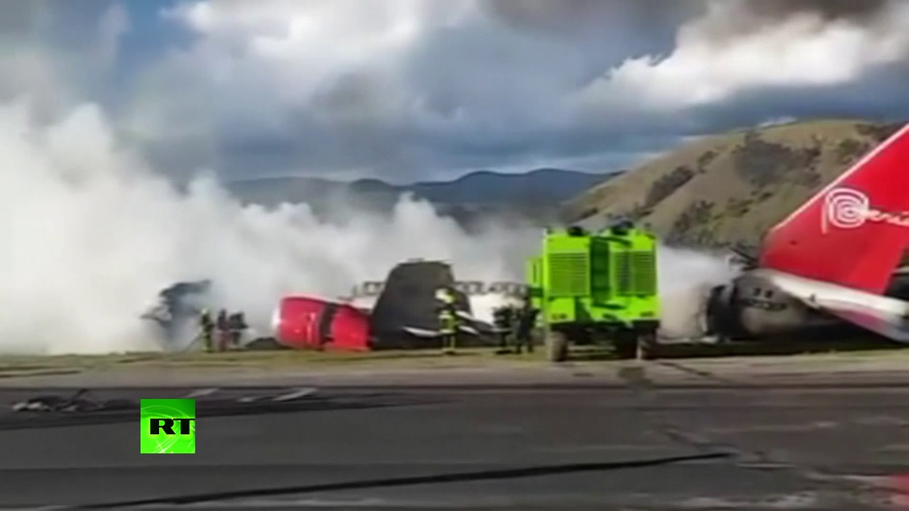 Boeing 737 bursts into flames after landing in Peru - The Global Herald