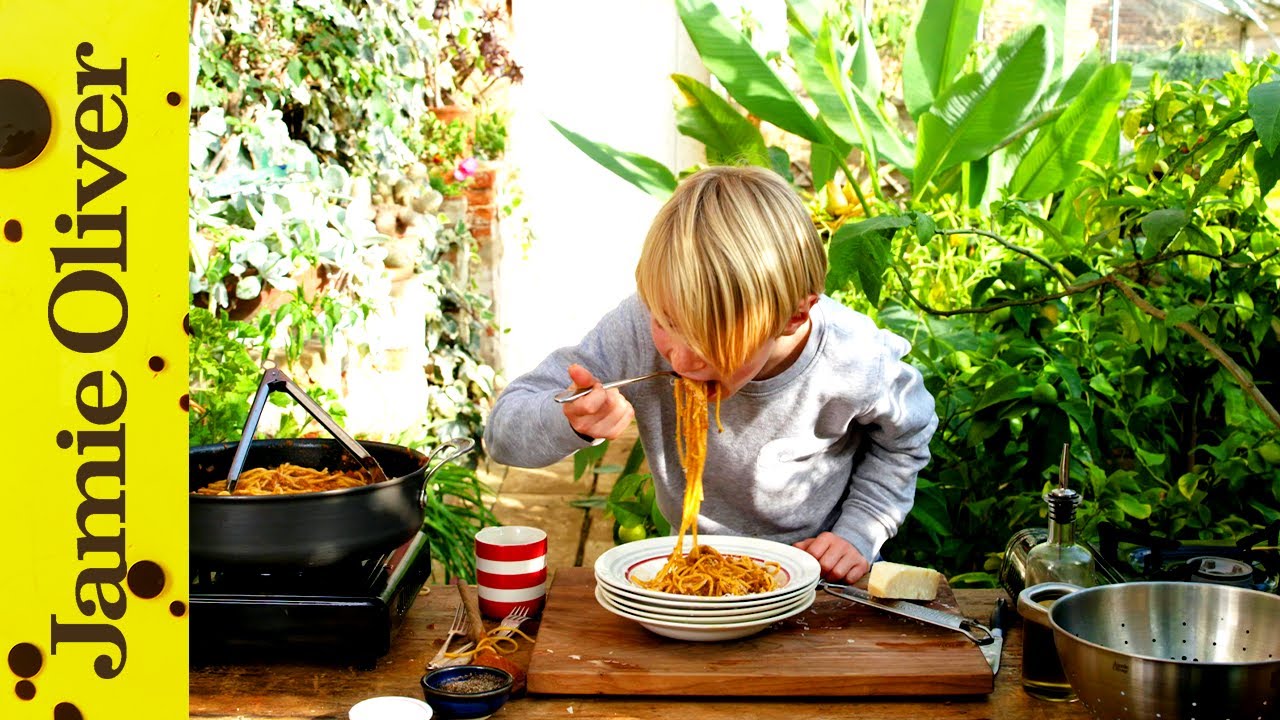 Spaghetti Bolognese | Buddy Oliver | 5 of 5 #kitchenbuddies - The ...