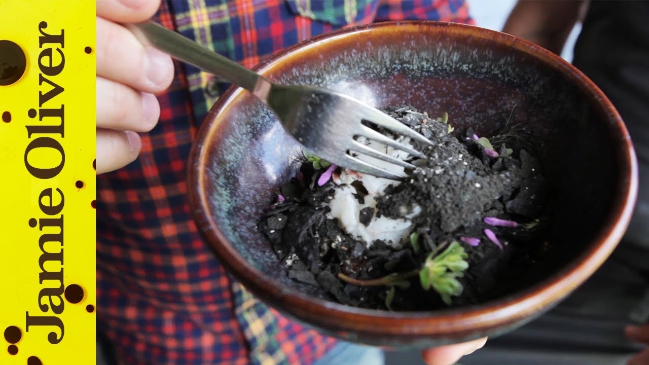 What’s Jamie Eating Today? #24 Charcoal Salad - The Global Herald