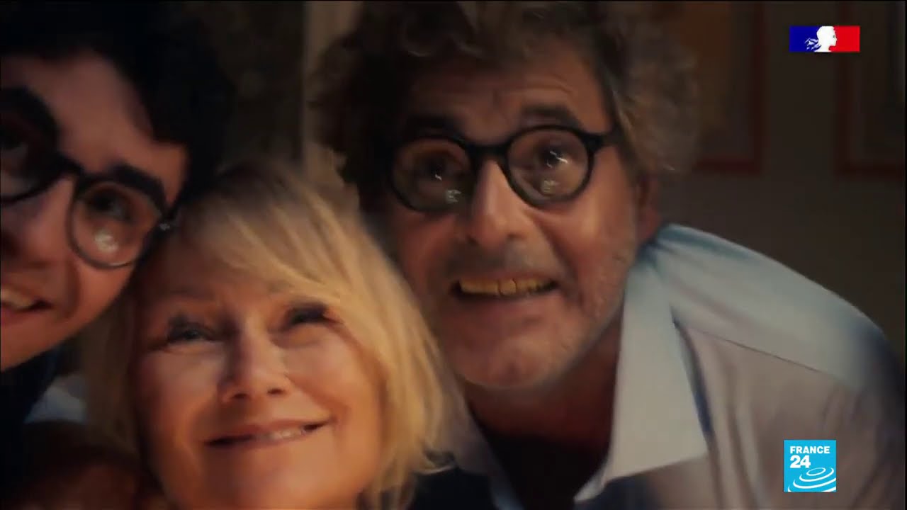 'Touching' French ad campaign highlights need for social distancing ...
