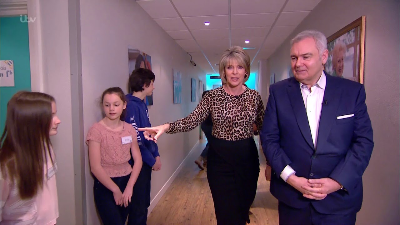 Eamonn and Ruth Meet Britain's Biggest Family! | This Morning - The ...