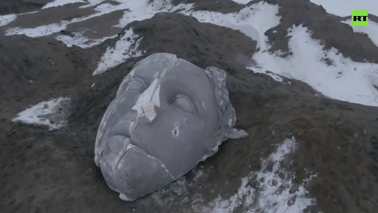 While the world scratches its head over monoliths, Russia’s got a ...