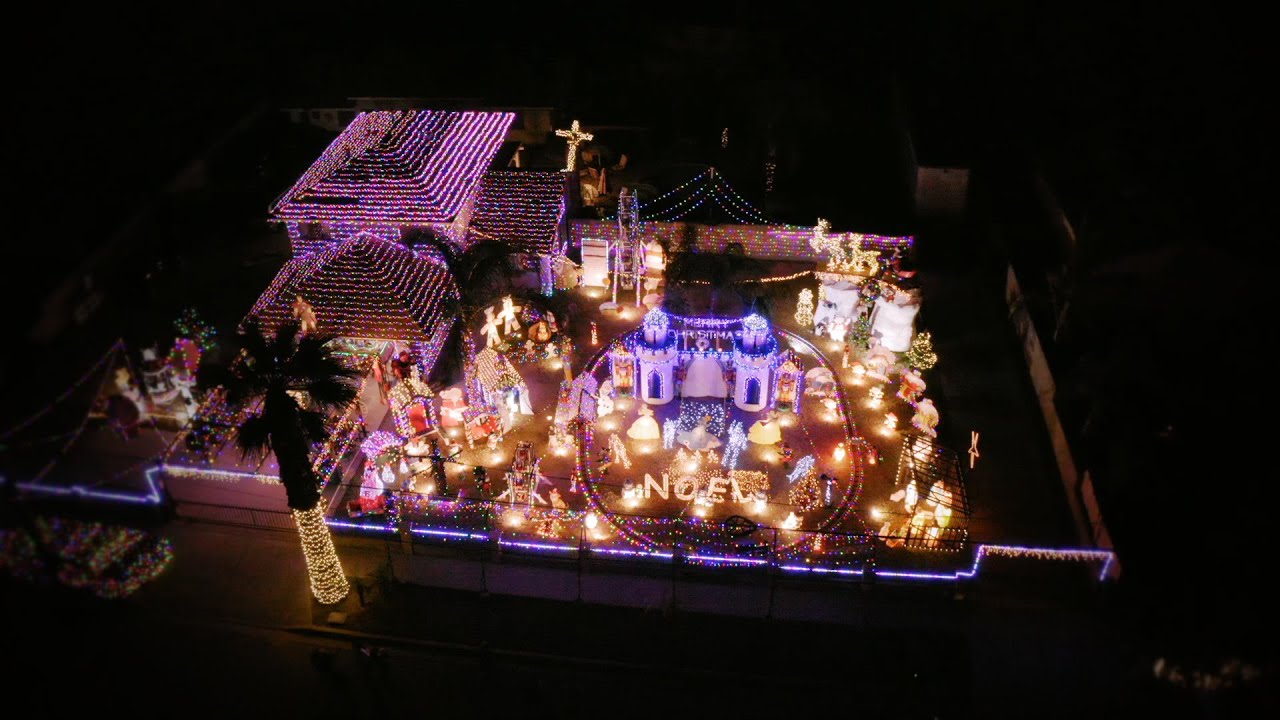 Stott Family Draws Up A Spectacular Display - The Great Christmas Light ...