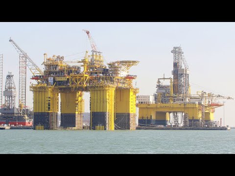 China completes world's largest semi-submersible oil platform - The ...