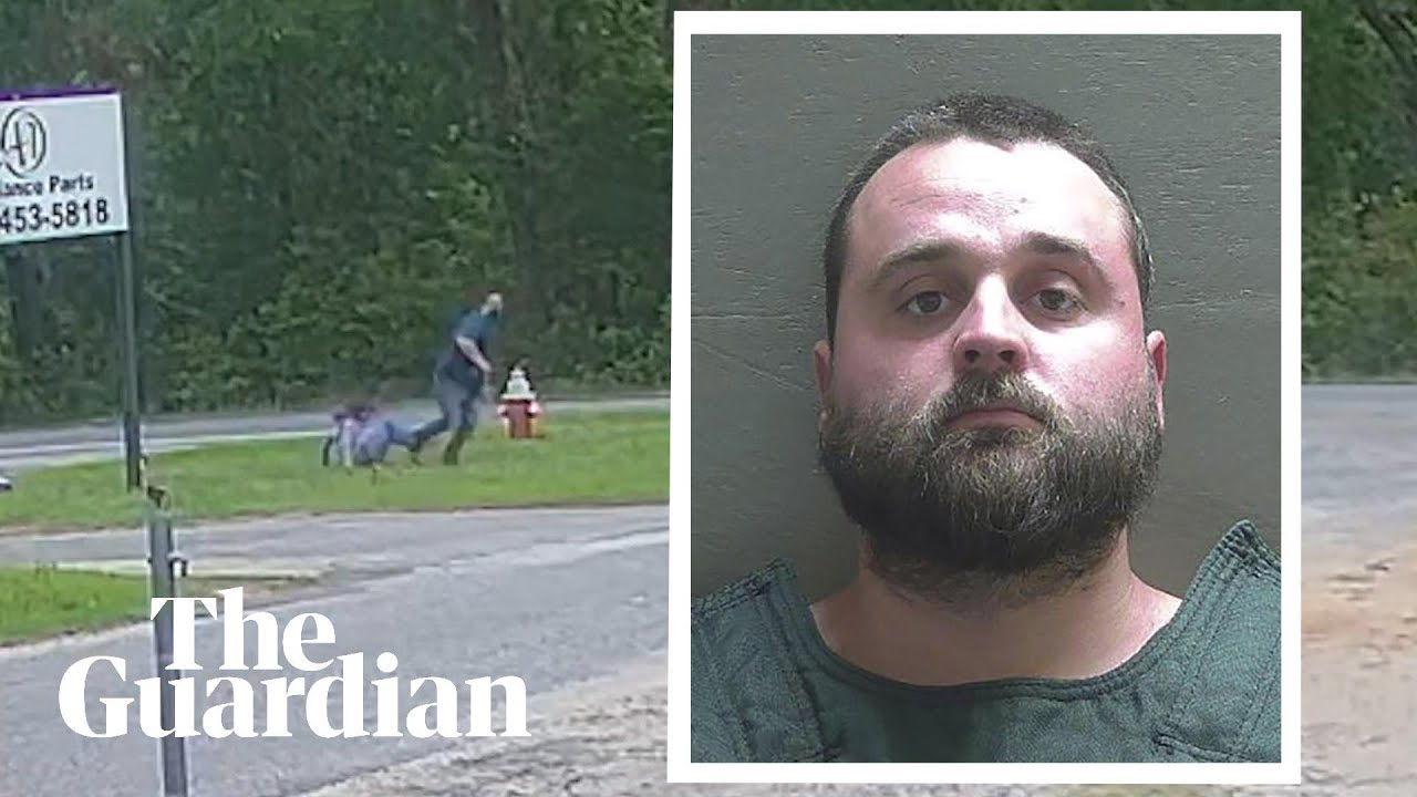 Girl, 11, smears blue slime on would-be kidnapper to help police ...