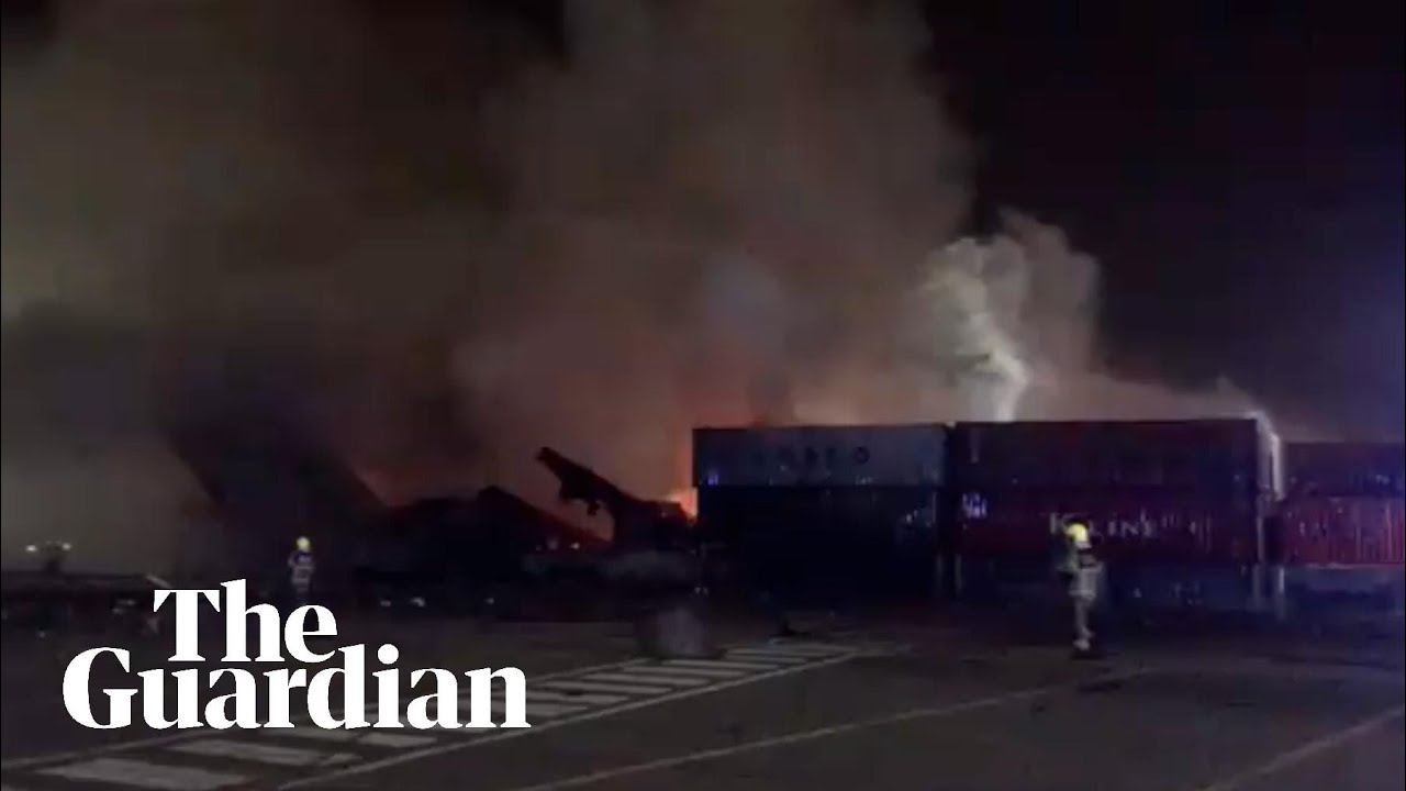 Large explosion on container ship at Jebel Ali port rocks Dubai - The ...