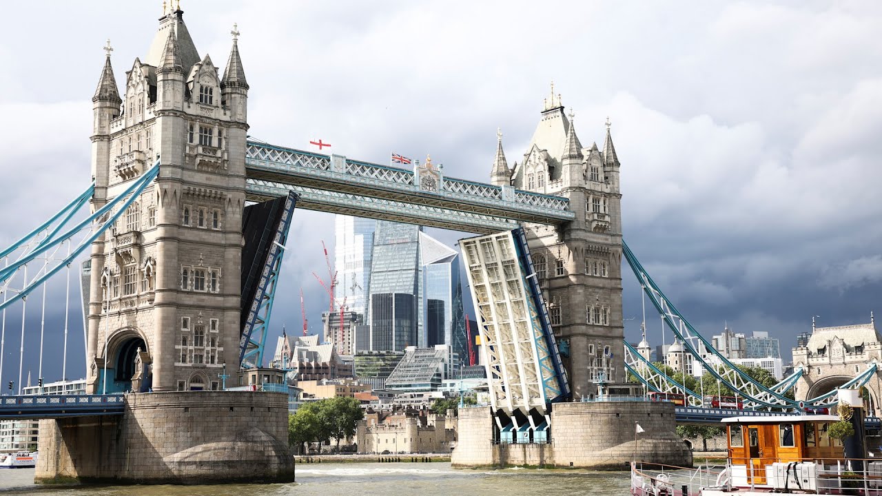 Traffic chaos in London as Tower Bridge stuck open - The Global Herald