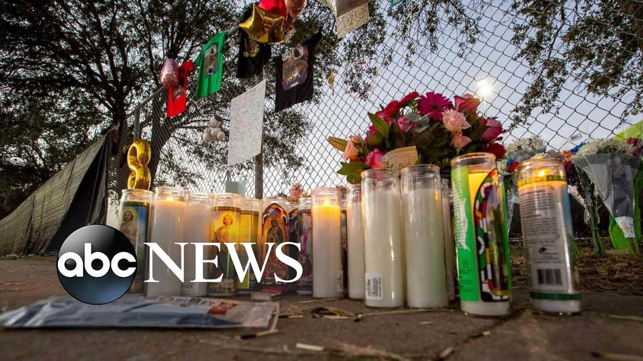 Astroworld victims remembered, US opens to travelers, COP26: World in ...