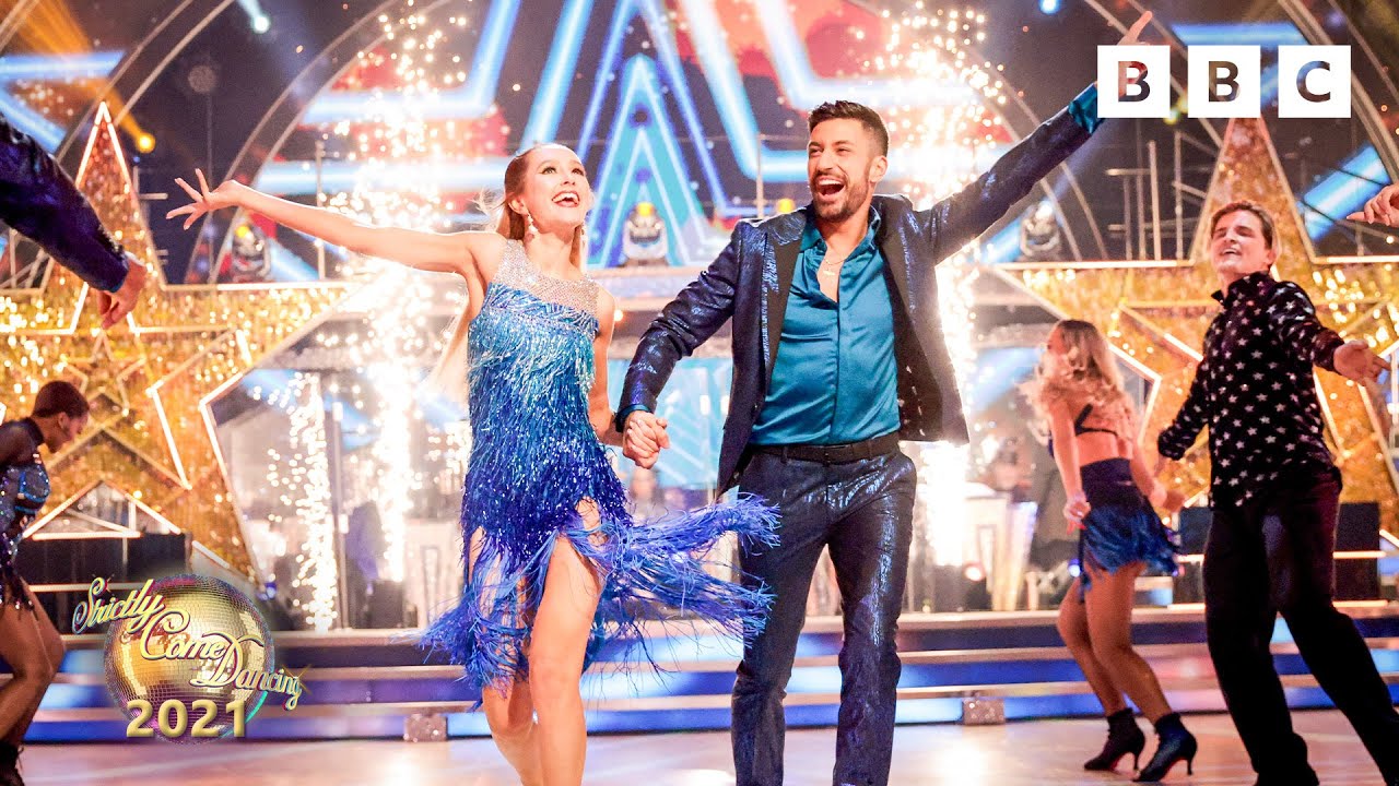 Watch WINNERS Rose & Giovanni lift the Glitterball Trophy 🏆 The Final ...