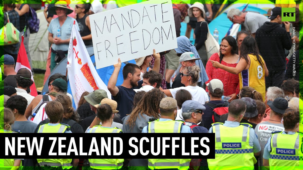 'This Is Not Democracy' | Freedom Convoy Supporters Clash With New ...