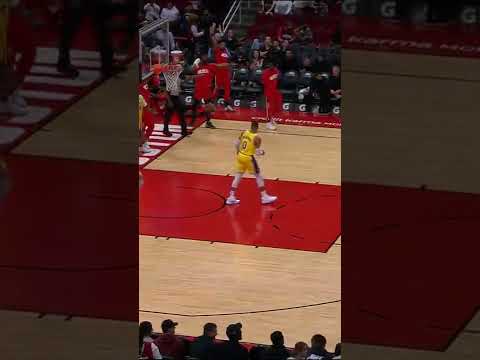 Eric Gordon put LeBron James on skates 👀 | #shorts - The Global Herald
