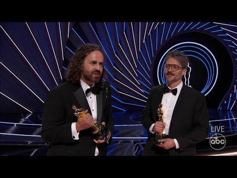 THE WINDSHIELD WIPER Accepts the Oscar for Animated Short - The Global ...