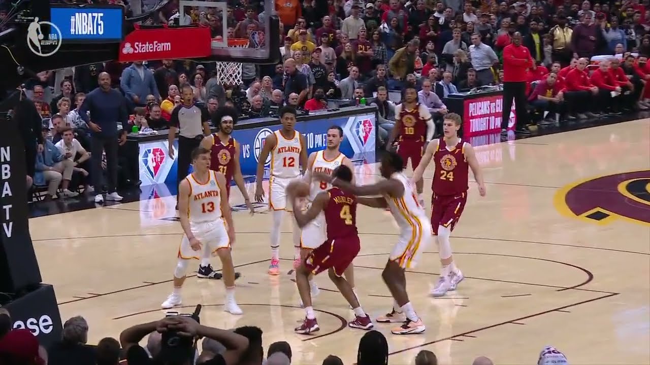 Clint Capela goes to the locker room with an apparent leg injury after ...