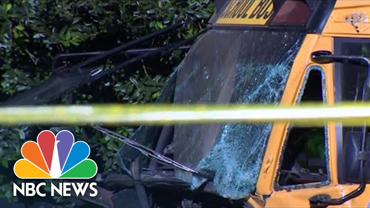 15 Students And 1 Driver Injured In Head-On North Carolina Bus Crash ...