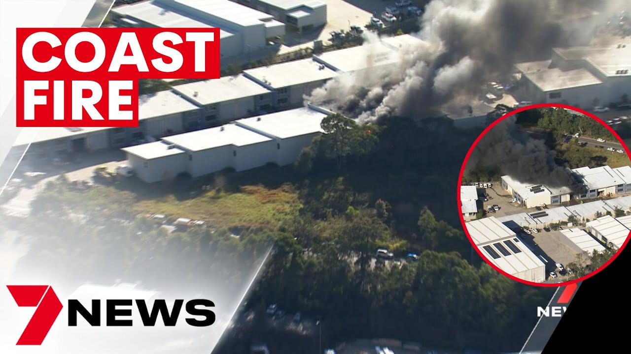 Large industrial fire at Somersby | 7NEWS - The Global Herald