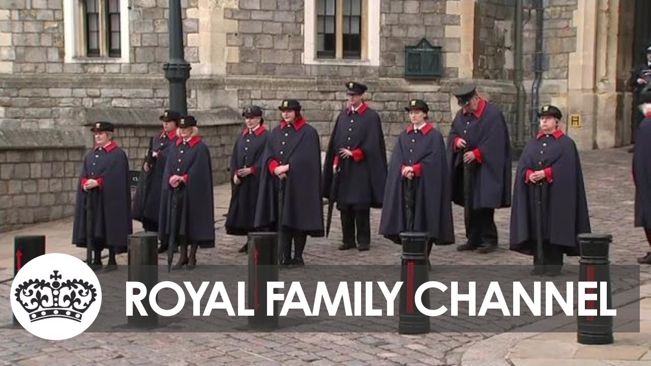 Wardens Stand Vigil Outside Windsor Castle - The Global Herald