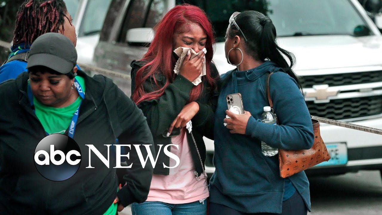 St. Louis school shooting, solar eclipse and Catrinas: World in Photos ...