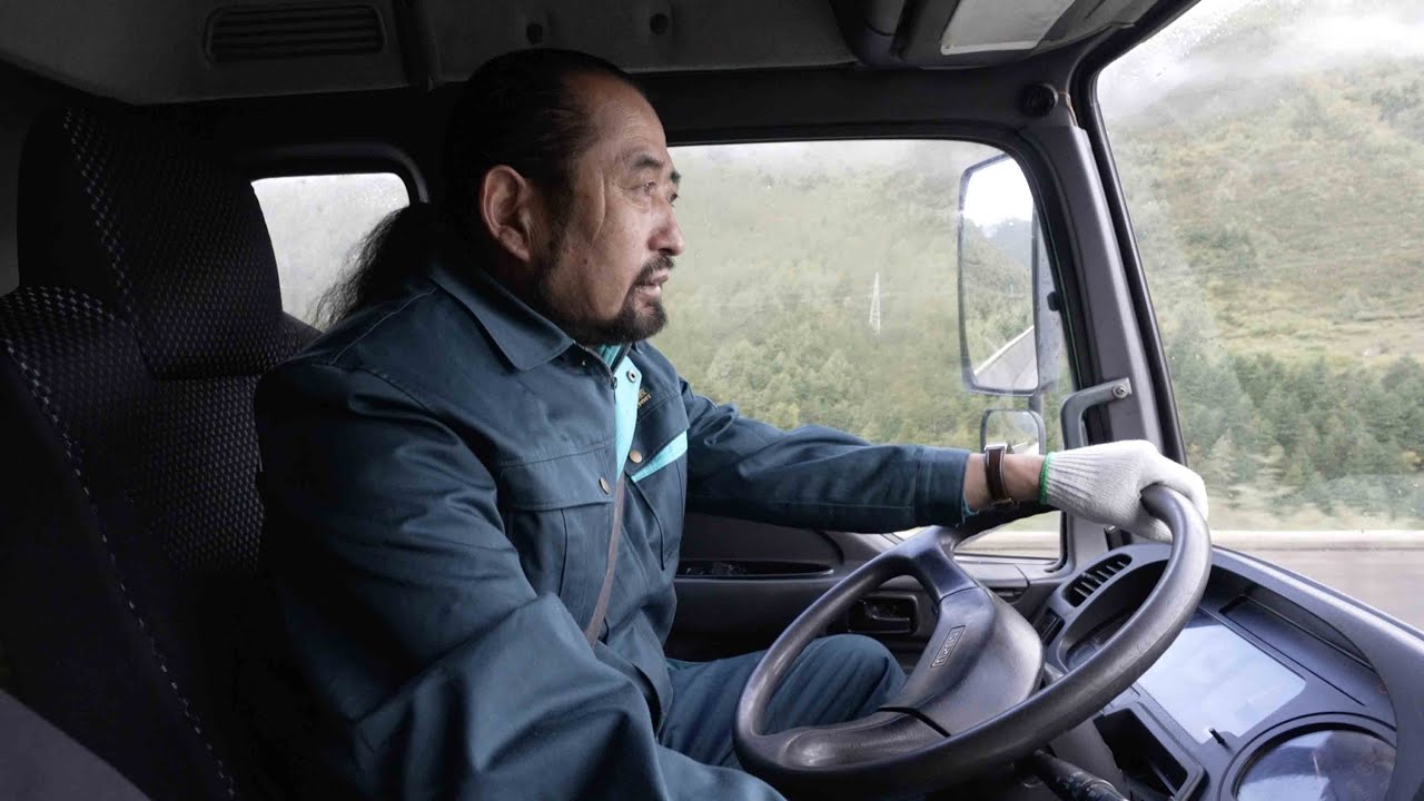 CPC member, postman tells stories about rural development in SW China ...