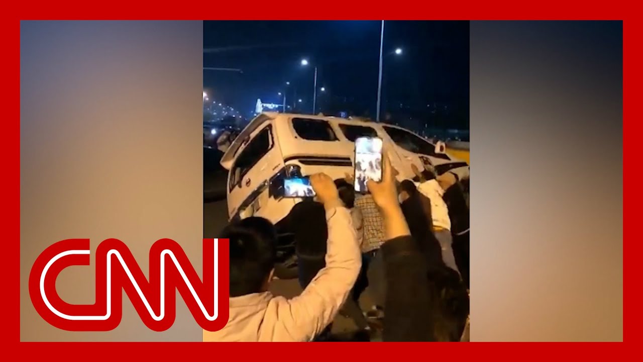 Video shows workers clash with police at world's largest iPhone ...