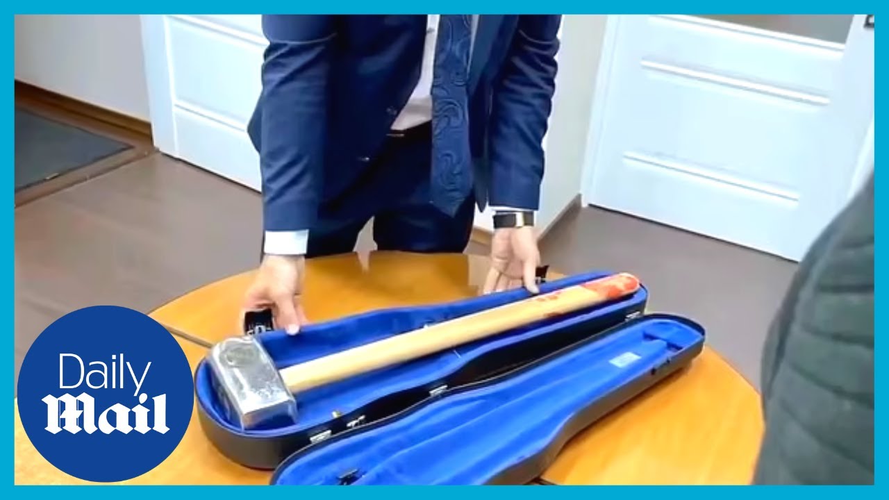 Sick moment 'Putin's chef' Prigozhin sends hammer to European ...