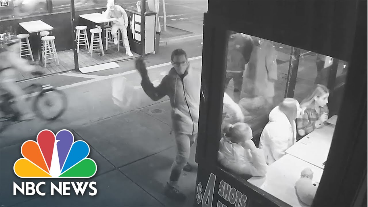 Video Captures Man Throwing Brick At NYC Gay Bar - The Global Herald