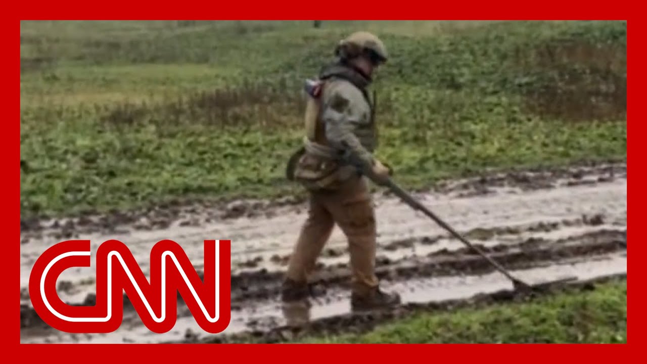 US army veteran explains how he finds Russian land mines hidden in ...