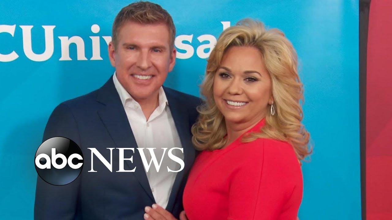 The Chrisleys begin prison sentences for fraud, tax evasion - The ...