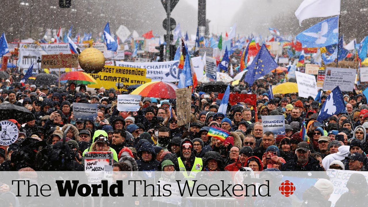 Germans protest giving weapons to Kyiv, Indigenous fashion shown in ...