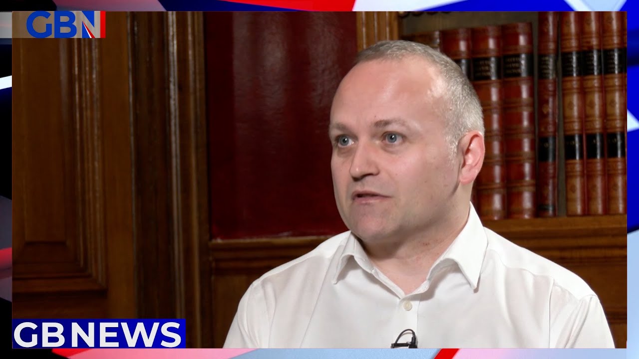 Gloria Meets: Neil Coyle MP reflects on a year since quitting alcohol ...