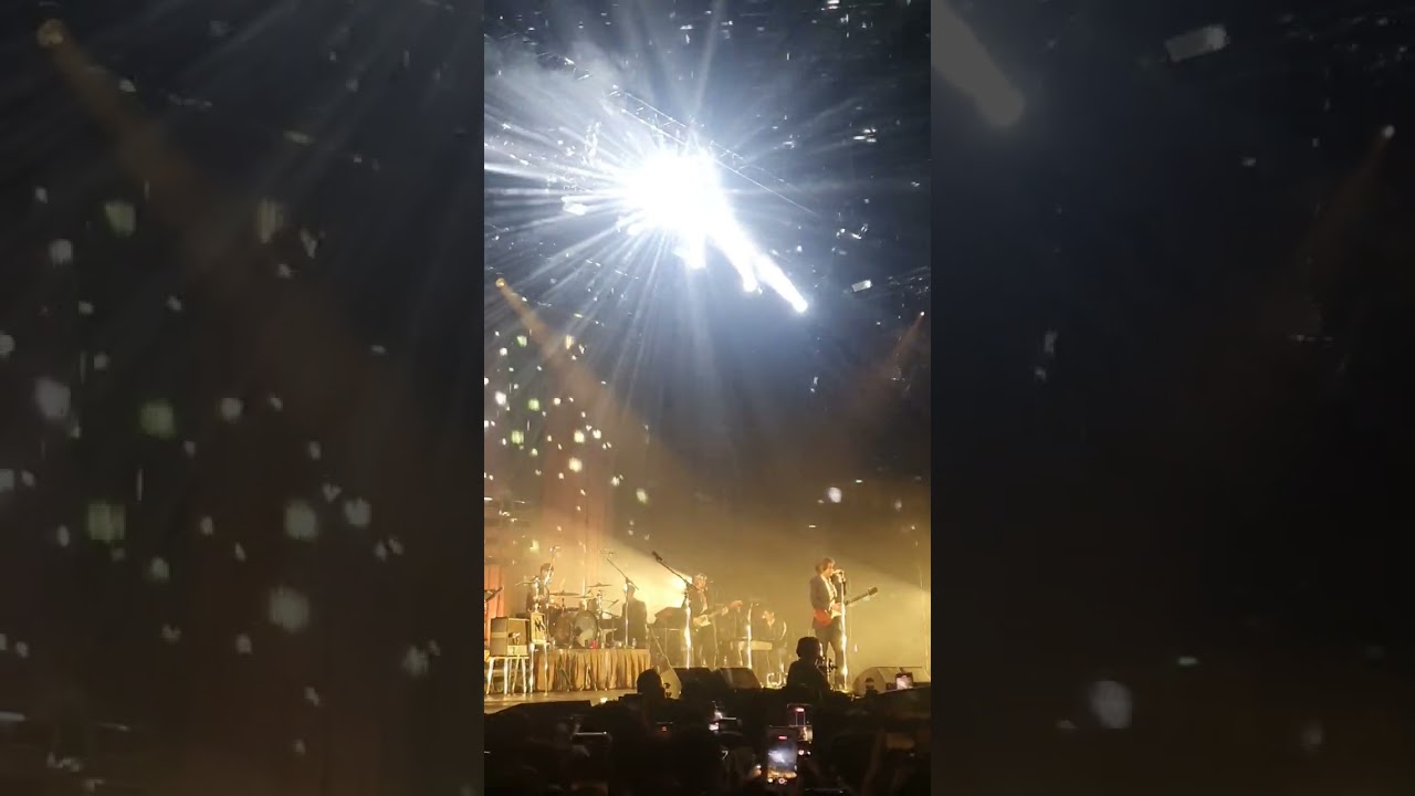 Here’s a glimpse of Arctic Monkeys performing ‘505’ underneath the ...