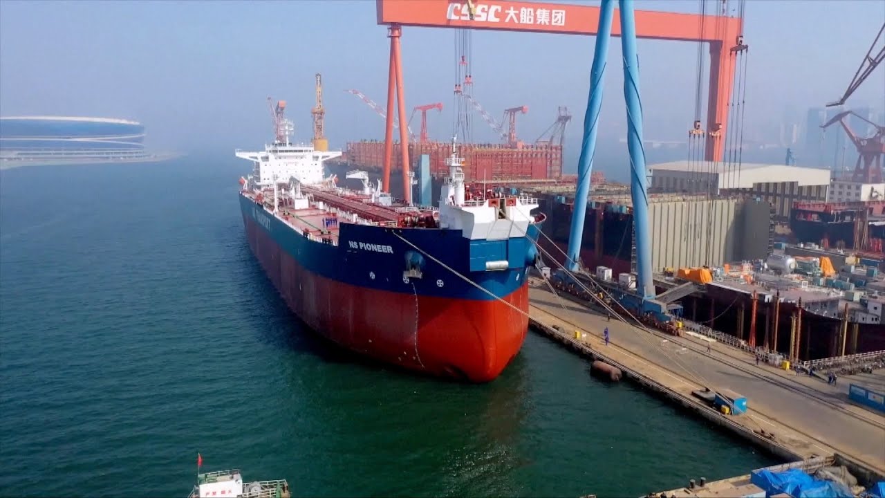 Chinese shipbuilding firm delivers world's largest shuttle oil tanker ...