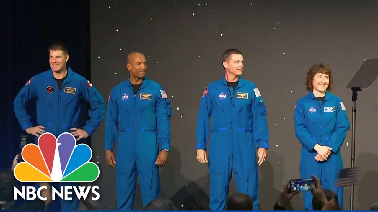 NASA reveals astronauts for Artemis II mission to orbit the moon - The ...
