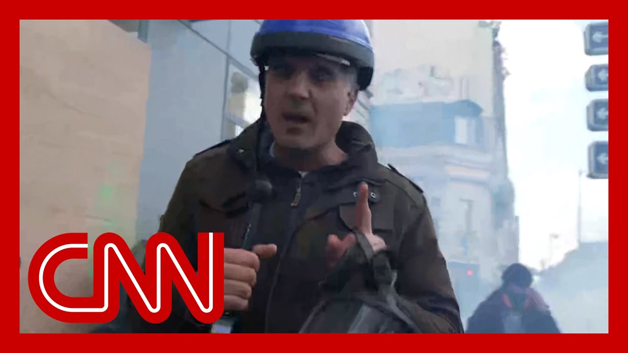 'Catch your breath': CNN reporter gets caught amid tear gas during ...