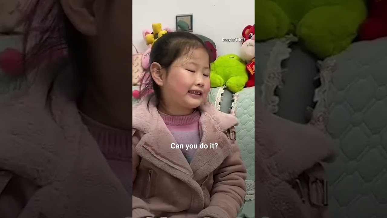 Chinese Girl Takes Over To Pull Out Her Loose Tooth After Her Father Got Too Nervous To Help