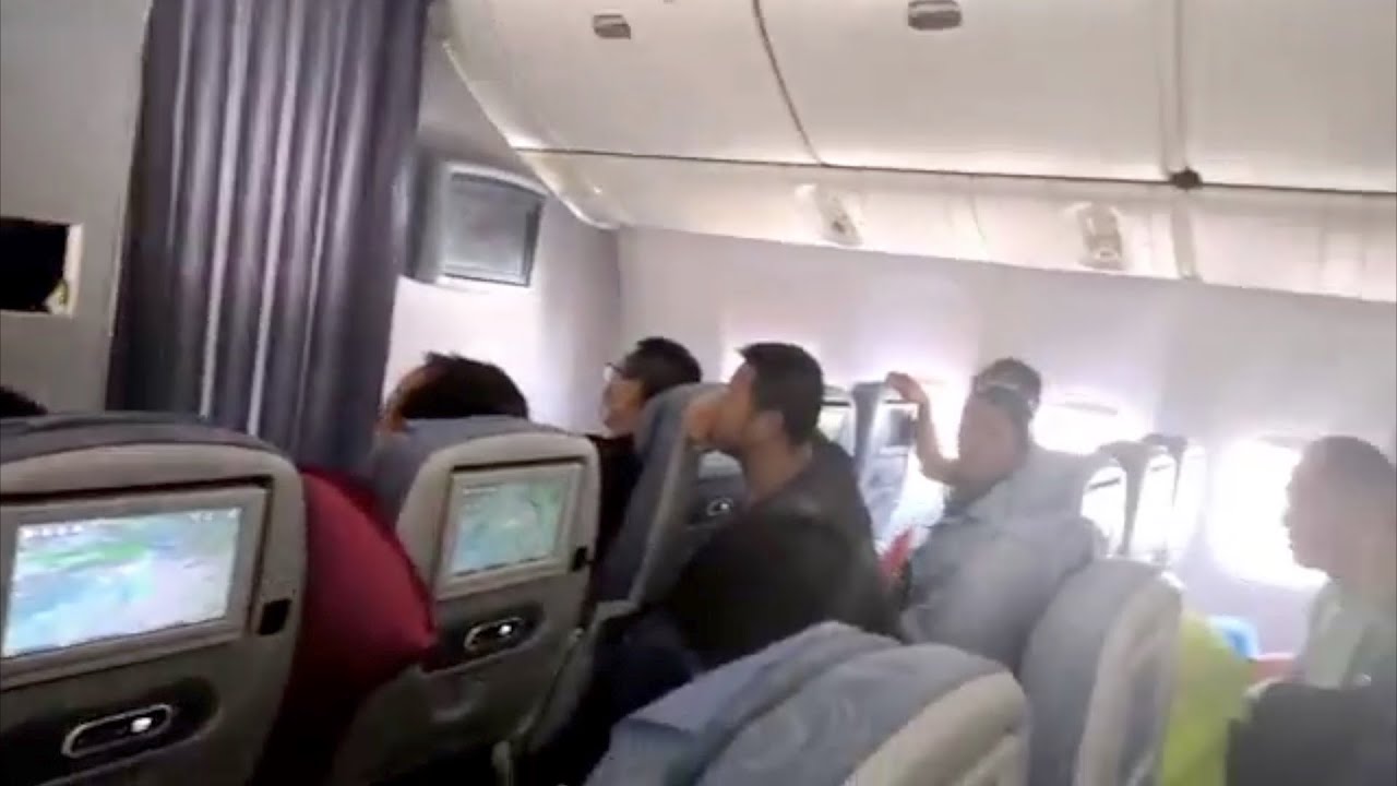 Chartered flight carrying Chinese evacuees from Sudan arrives in ...