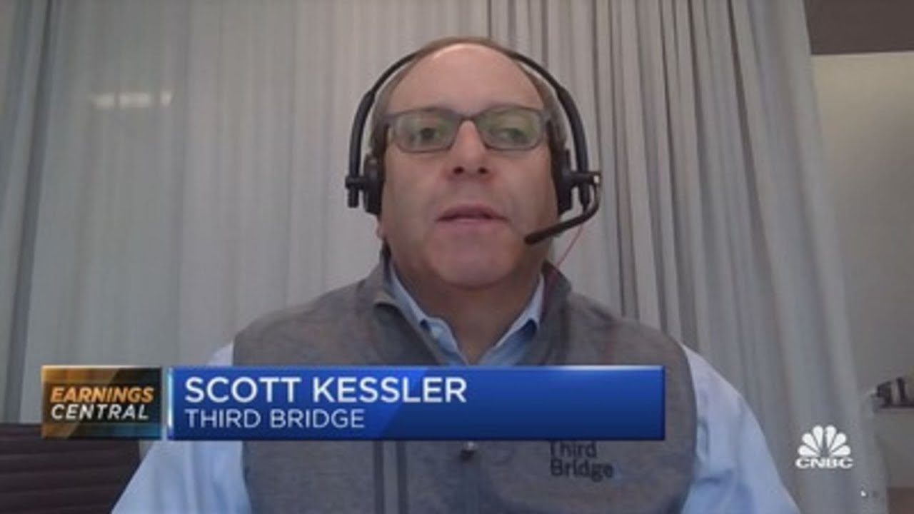 Cloud, AI, and PC demand will be key for Microsoft and Alphabet ...