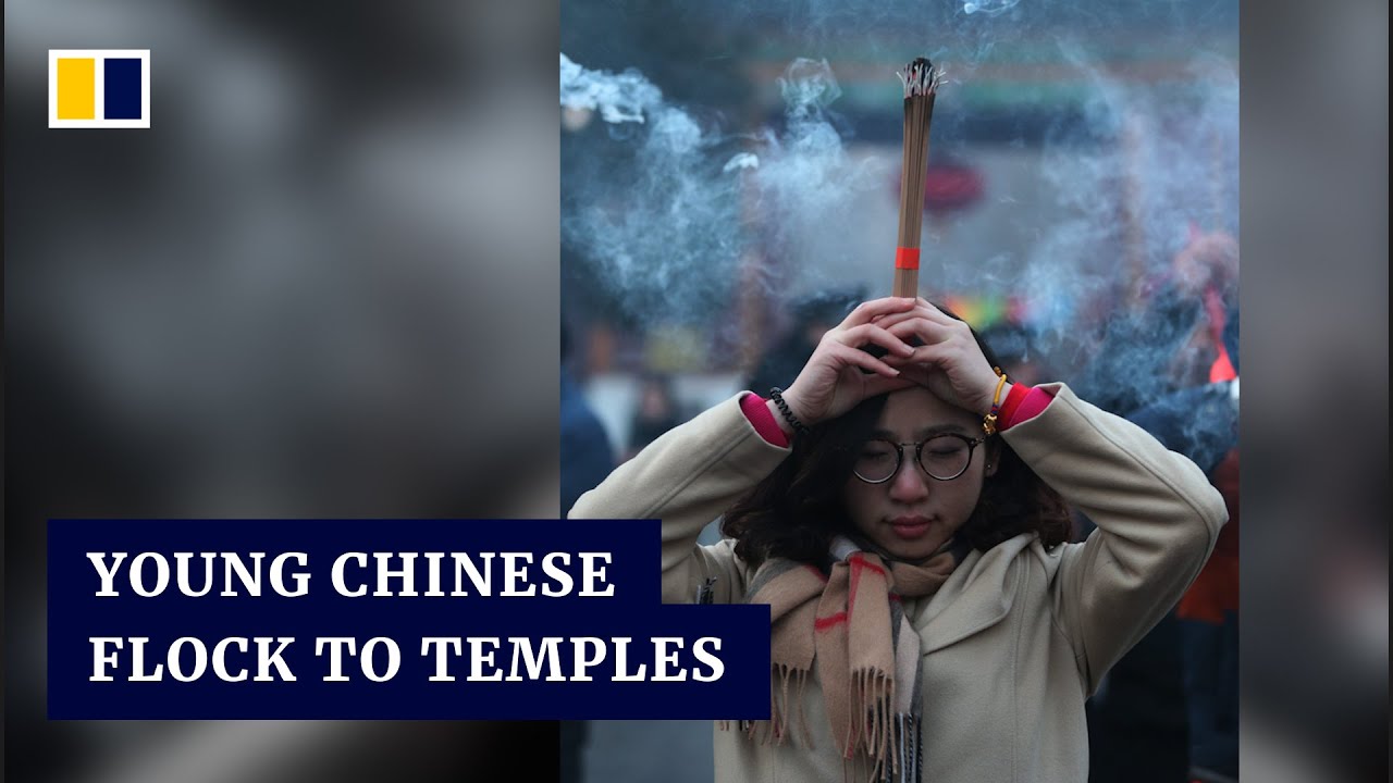 Growing number of young people in China flock to religious temples to ...