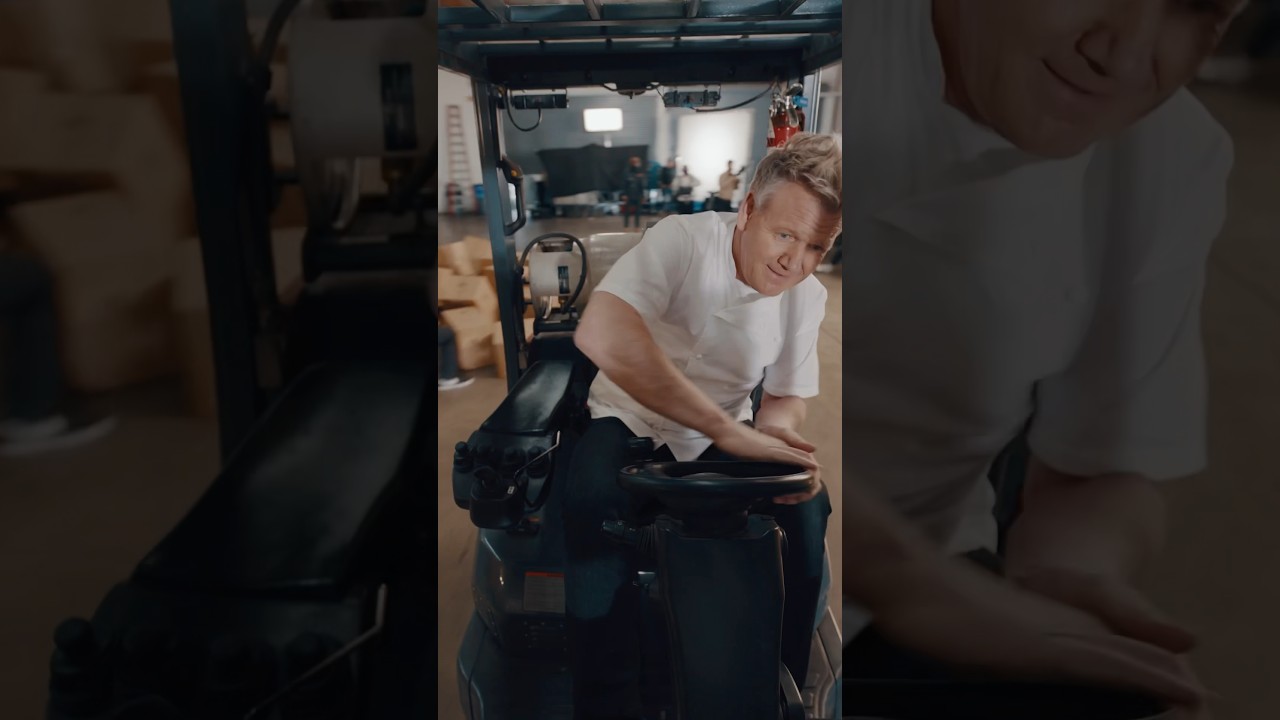 Give Gordon 4 wheels and he’ll go….even at the @HexClad warehouse ...