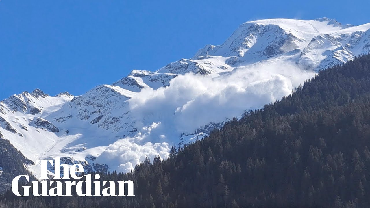Moment deadly avalanche rolls down mountain in French Alps - The Global ...