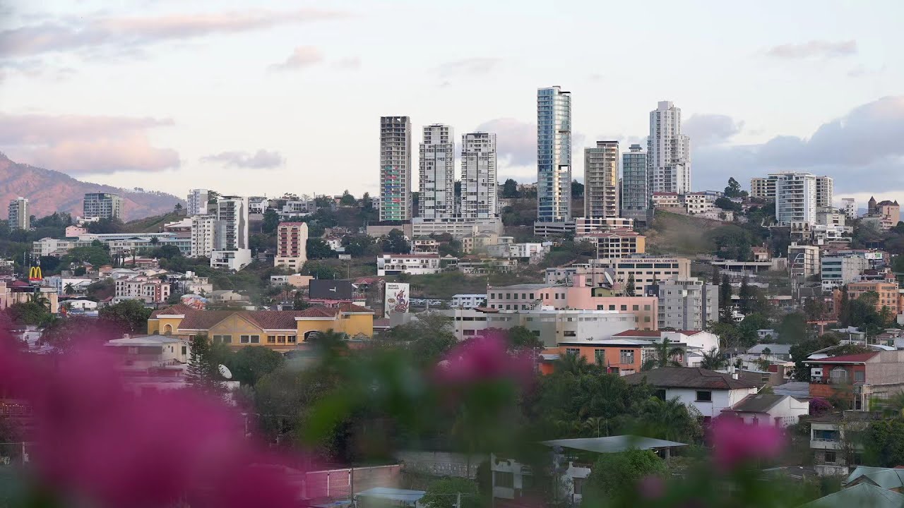 Live: Mellow sunset graces downtown Tegucigalpa, capital of Honduras ...
