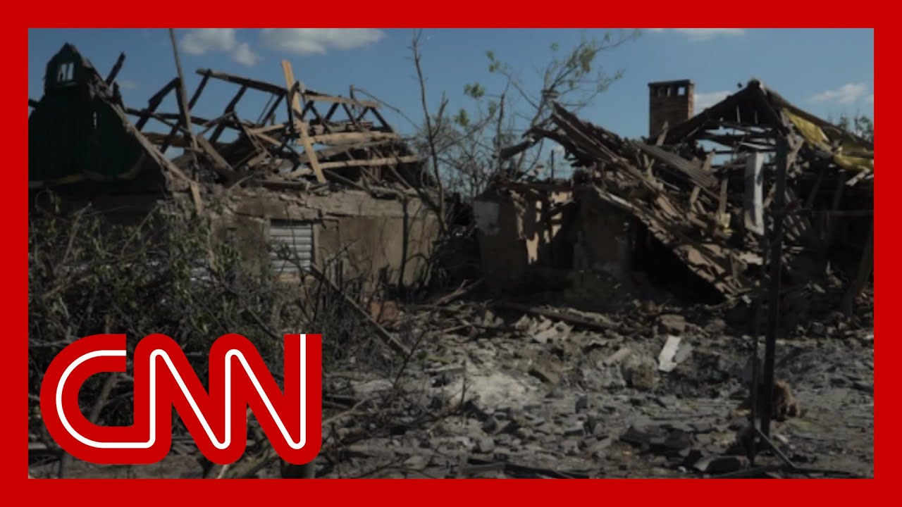 Videos show immense destruction in Bakhmut as Ukraine and Russia fight ...