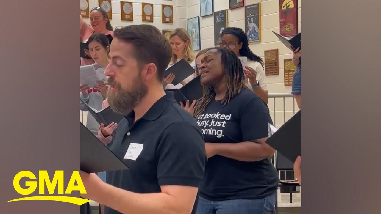 Former students return to high school to sing with retiring chorus ...