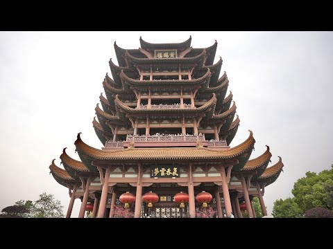 Live: Vibrant Yellow Crane Tower with crowds of tourists during the ...
