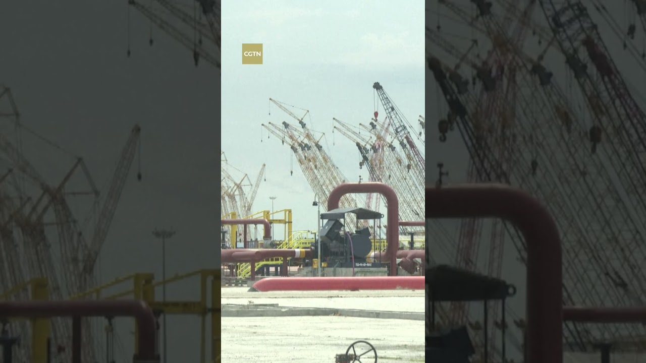 Nigerian president inaugurates world's largest single train refinery ...