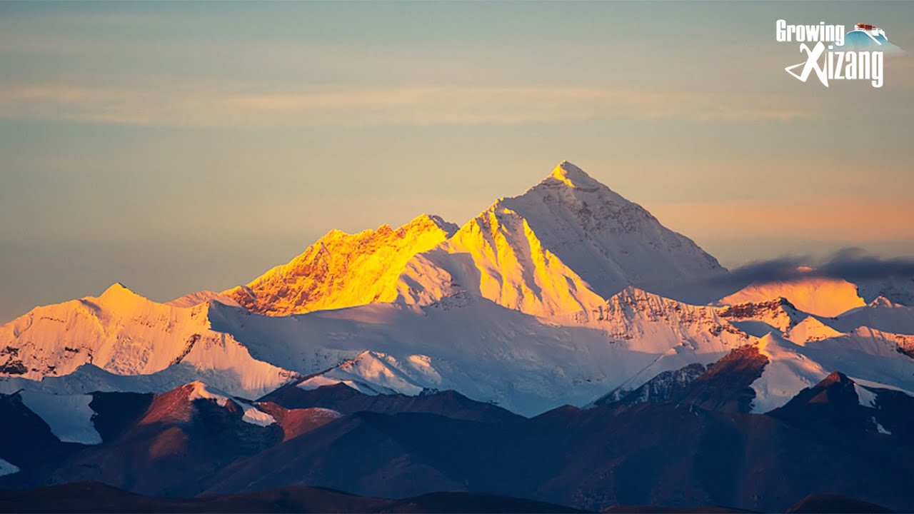 Live: The breathtaking view of the world's highest peak – Mt ...