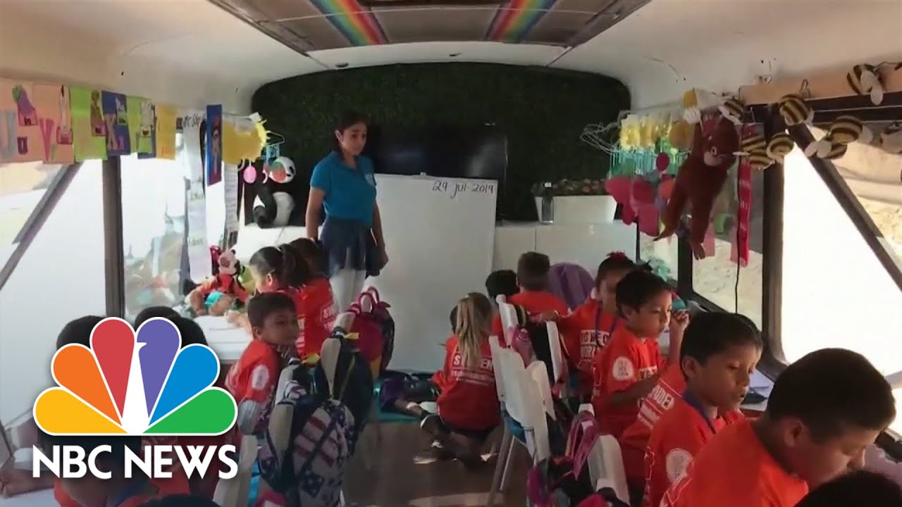 Former actress converts buses into schools for kids at southern border ...